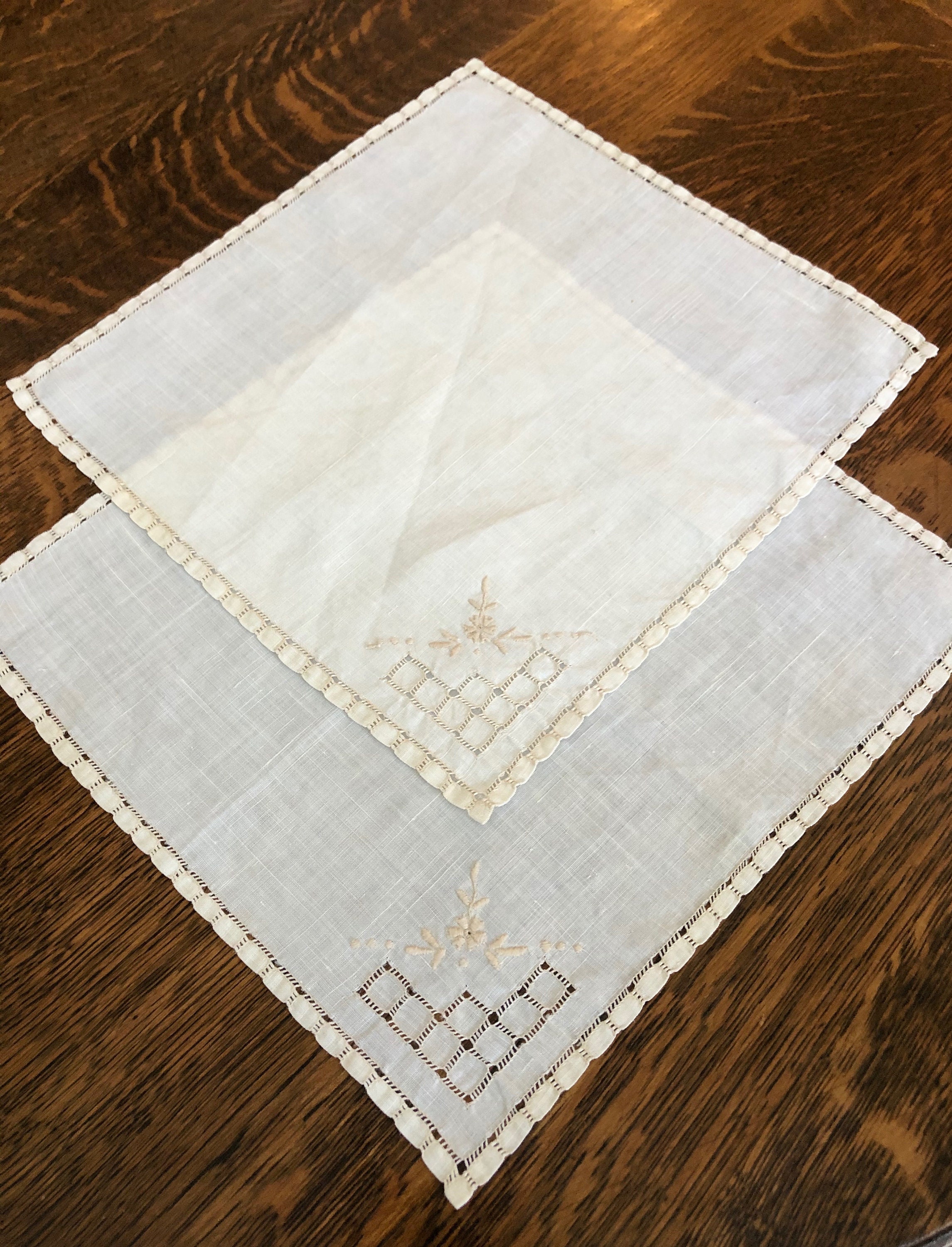 Vintage Linens Pair of Tea Napkins Embroidered Flower - Etsy