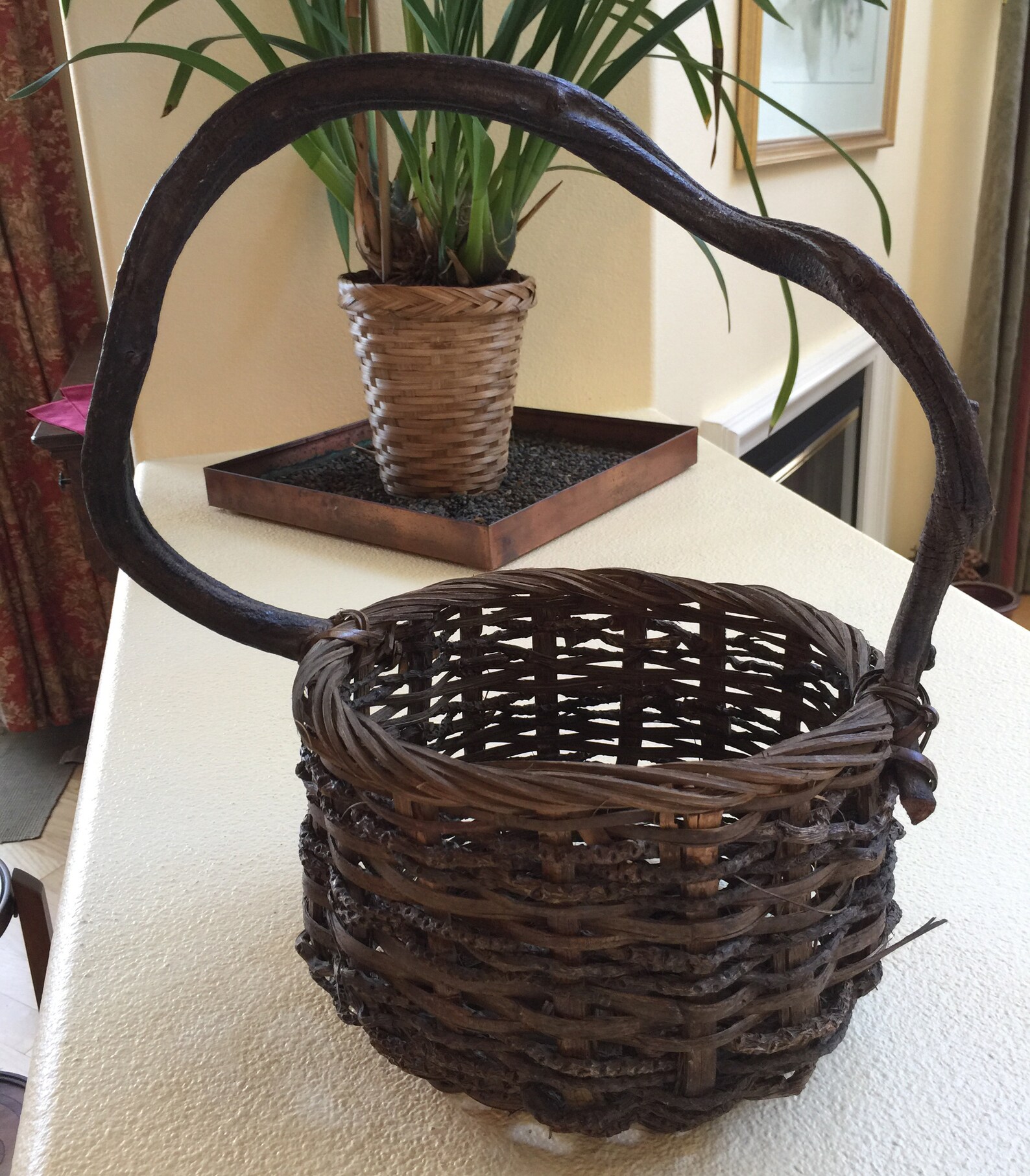 Vintage Rustic Twig Basket, Wonderful Handle, Vintage Gift, Interior ...