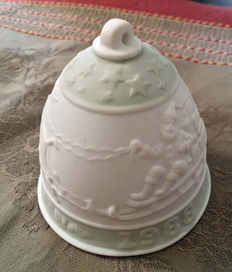 Vintage Lladro Christmas Bell Ornament 1988 Santa Sleigh - Etsy