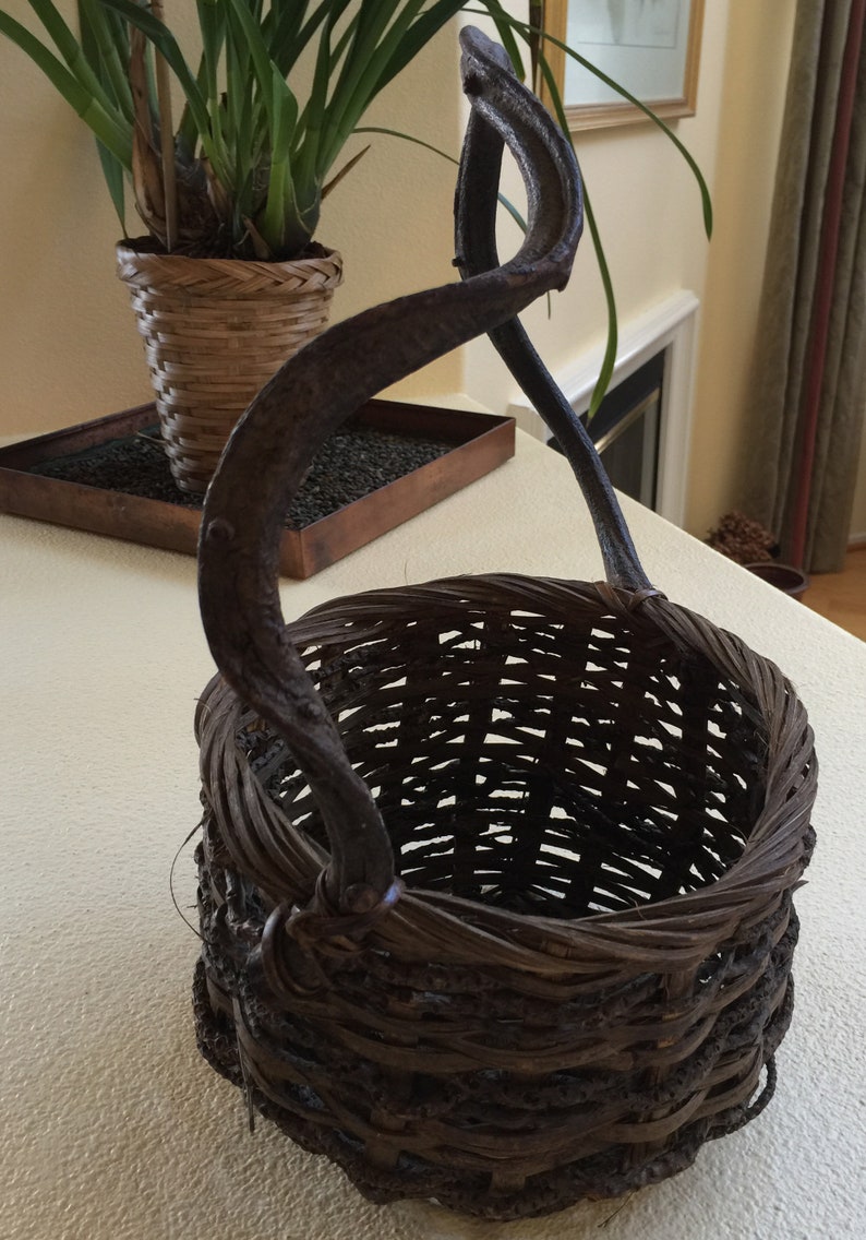 Vintage Rustic Twig Basket, Wonderful Handle, Vintage Gift, Interior ...