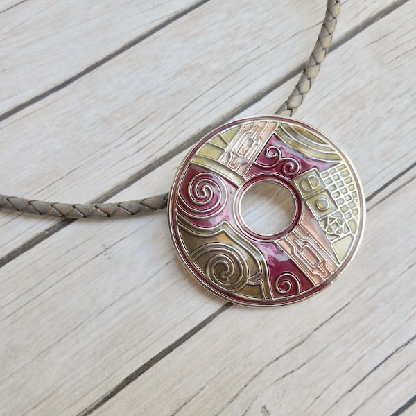 Round Pendant - Etsy