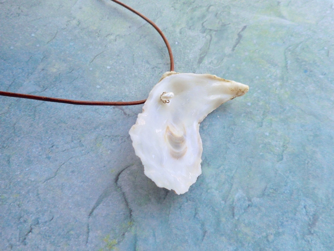 Real Oyster Shell With Pearl Pendant Necklace / Beach Jewelry ...