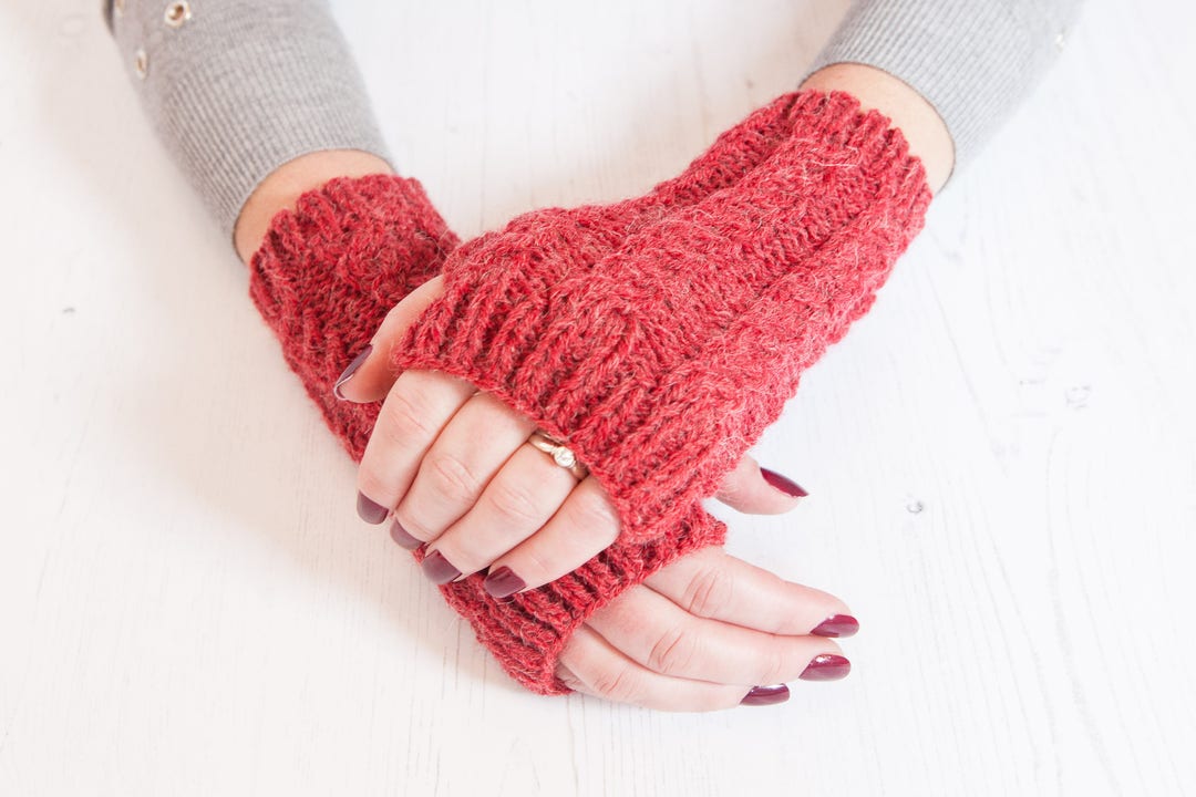 Red Fingerless Gloves Wrist Warmers Fingerless Mittens Knitted Gloves ...