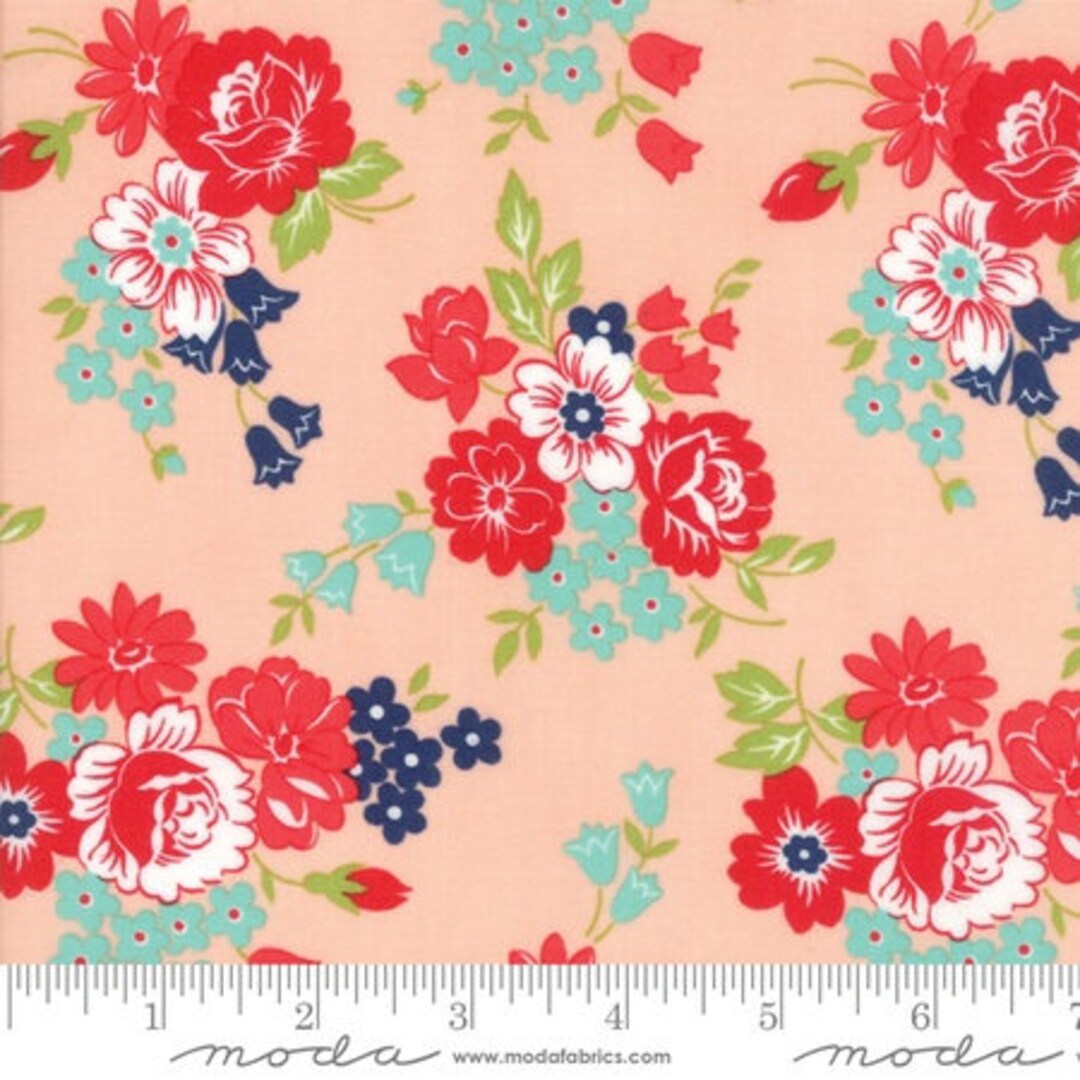 Moda Fabric - Smitten - Bonnie & Camille - Bouquet Blush #55171 13 ...