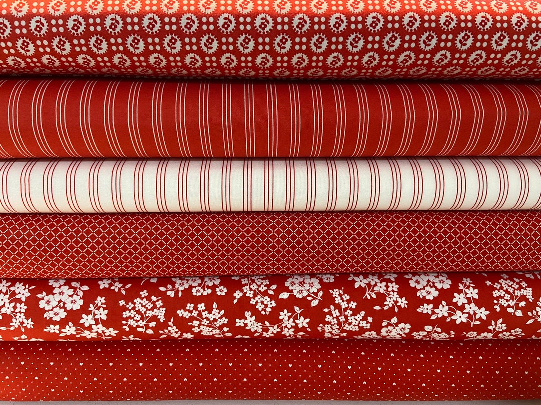 Moda Fabric - Fat Quarter Bundle - Lighthearted by Camille Roskelley ...