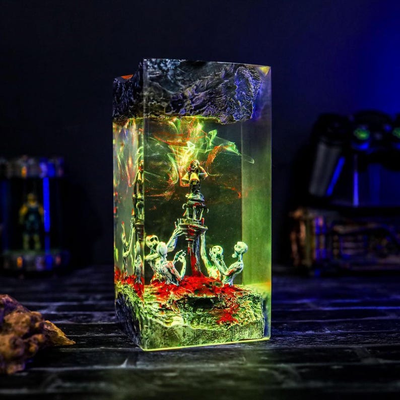 Bloodborne Messengers Checkpoint Night Light, Fromsoftware Game Resin ...