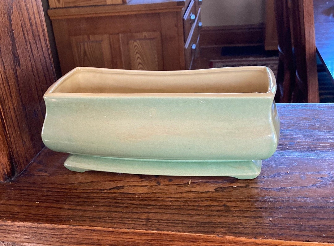 Red Wing Planter Art Pottery # 814 USA Glazed Footed Sage Green Yellow ...