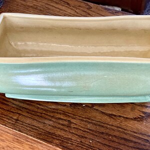 Red Wing Planter Art Pottery # 814 USA Glazed Footed Sage Green Yellow ...