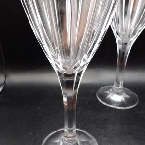 Two (2) SASAKI CRYSTAL / Caren Pattern/ Vertical Cuts/ Wine Glass - Etsy