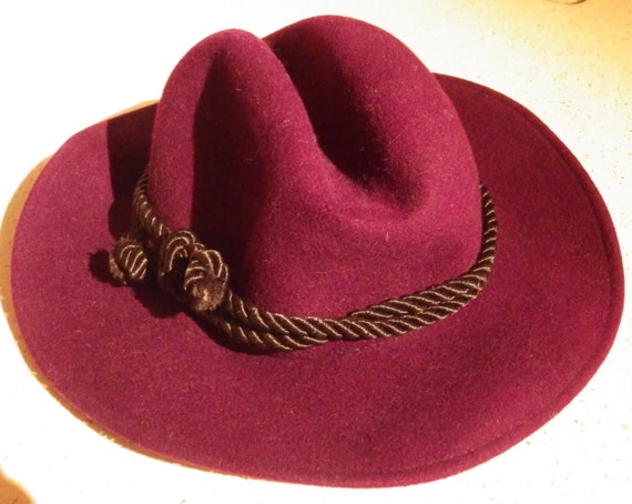 1970s Vintage Hat Gwen Pennington Wine Grape Purple W… - Gem