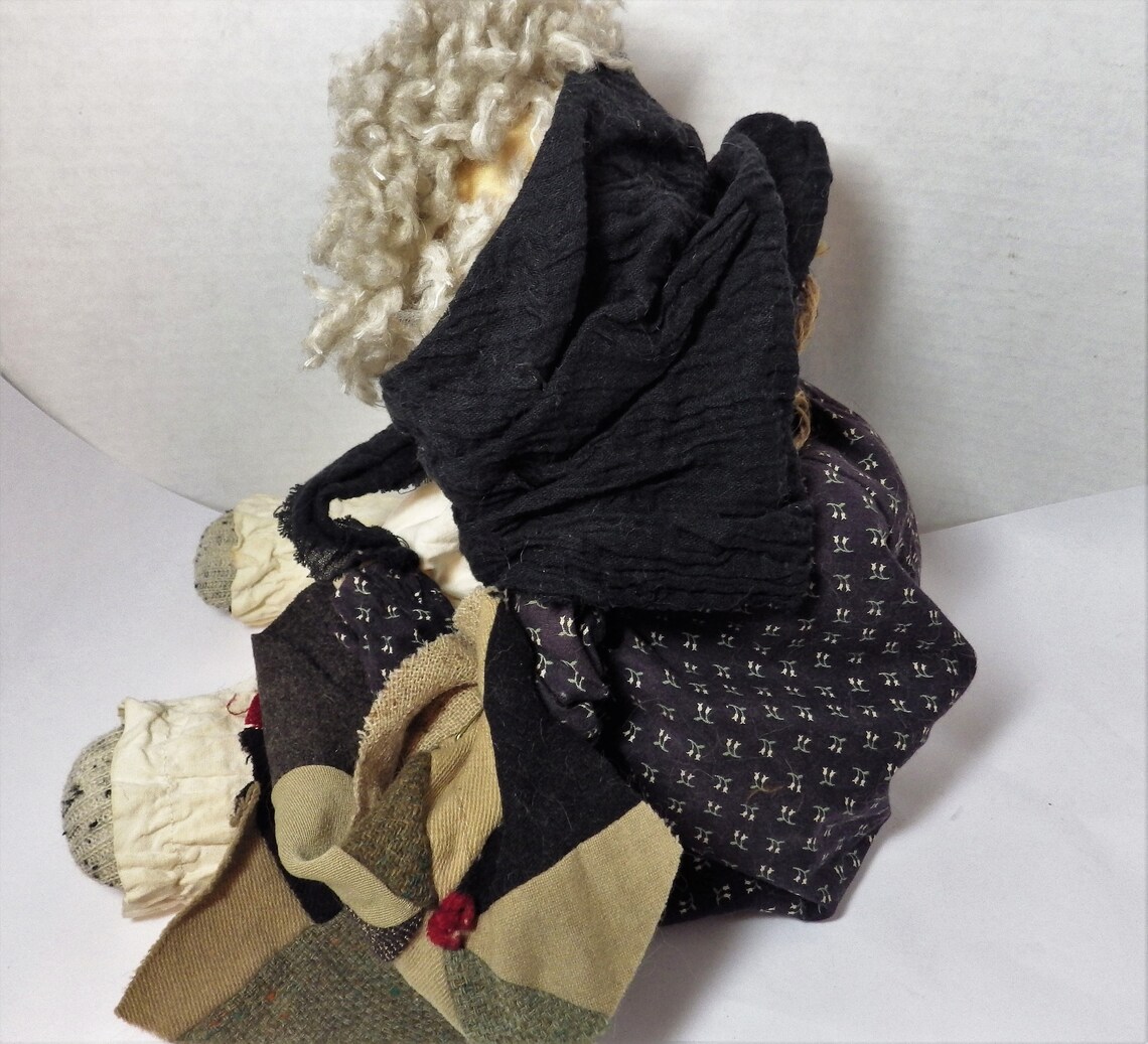 1992 Vintage Hand Made Folk Art Cloth Doll With Quilt Creative | Etsy