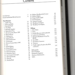 OOP New Patterns in Honiton Lace, Bobbin Lace Book by Caroline & Barry ...