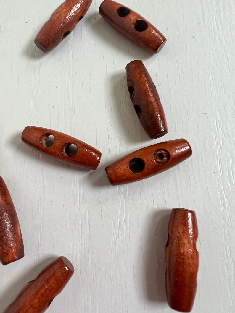 Brown Wood Toggle Button: 3cm Sewing Closure - Etsy
