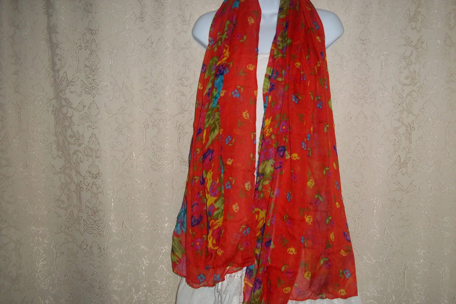 Bufanda roja floral bufanda larga infinita bufanda ancha - Etsy España