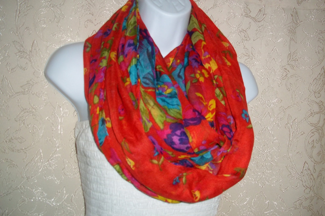 Bufanda roja floral bufanda larga infinita bufanda ancha - Etsy España