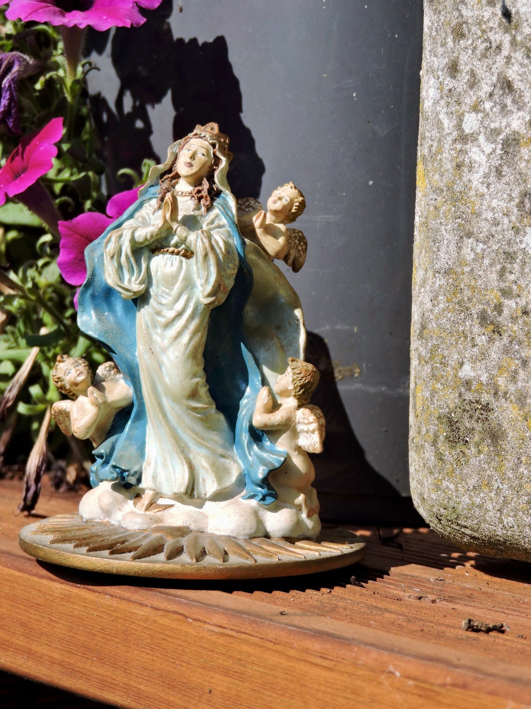 Crowned Virgin Mary and 3 Putti Angels Figurine, 1930s Madonna ... Crowned Virgin Mary and 3 Putti Angels Figurine, 1930s Madonna ...