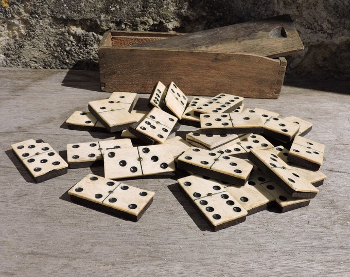 1920s Dominoes, Ebony and Bone Dominoes, Antique Collectible Game ...