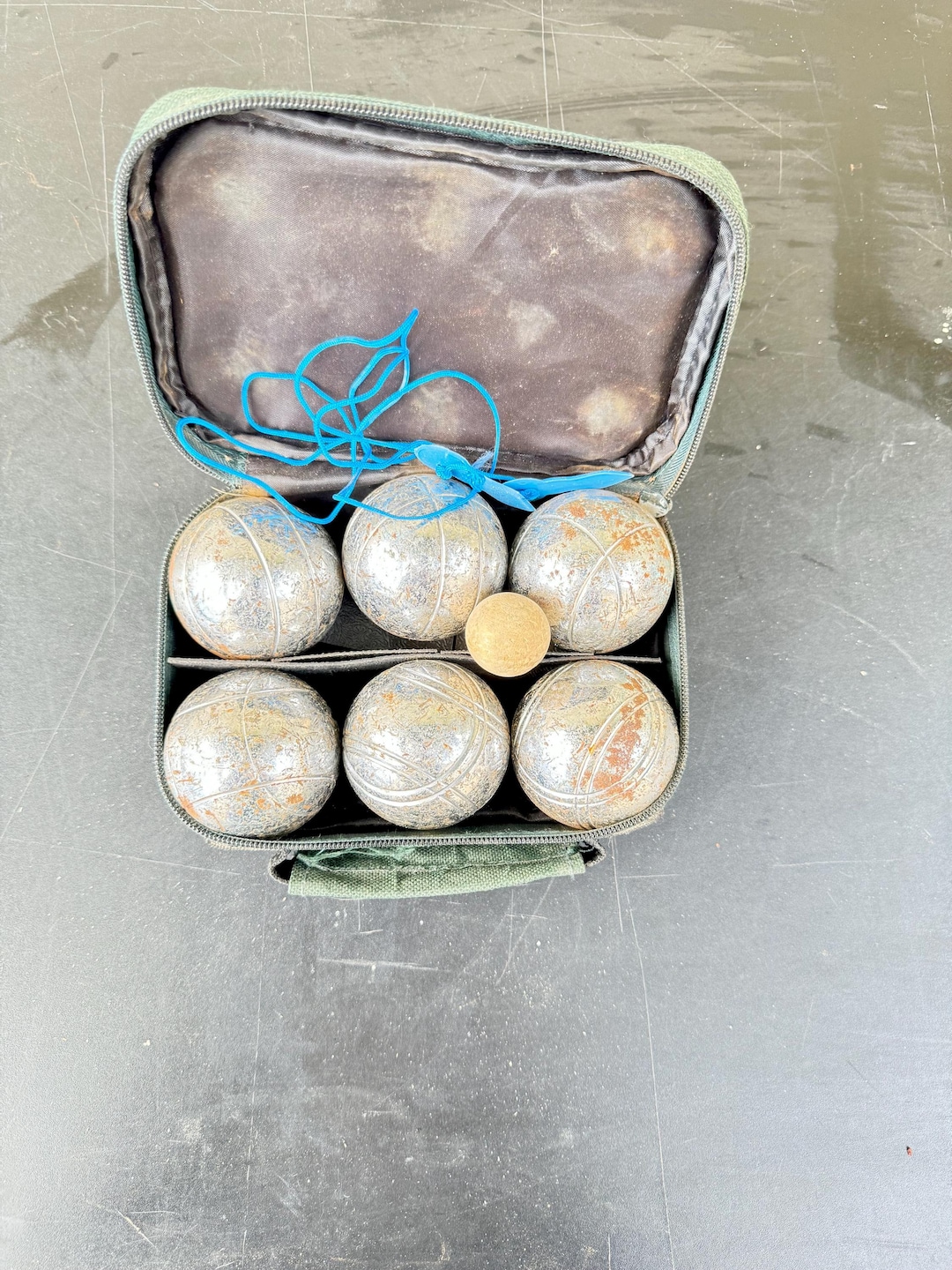 Boules De Petanque in Carrying Case - Vintage Tournament French Boules ...
