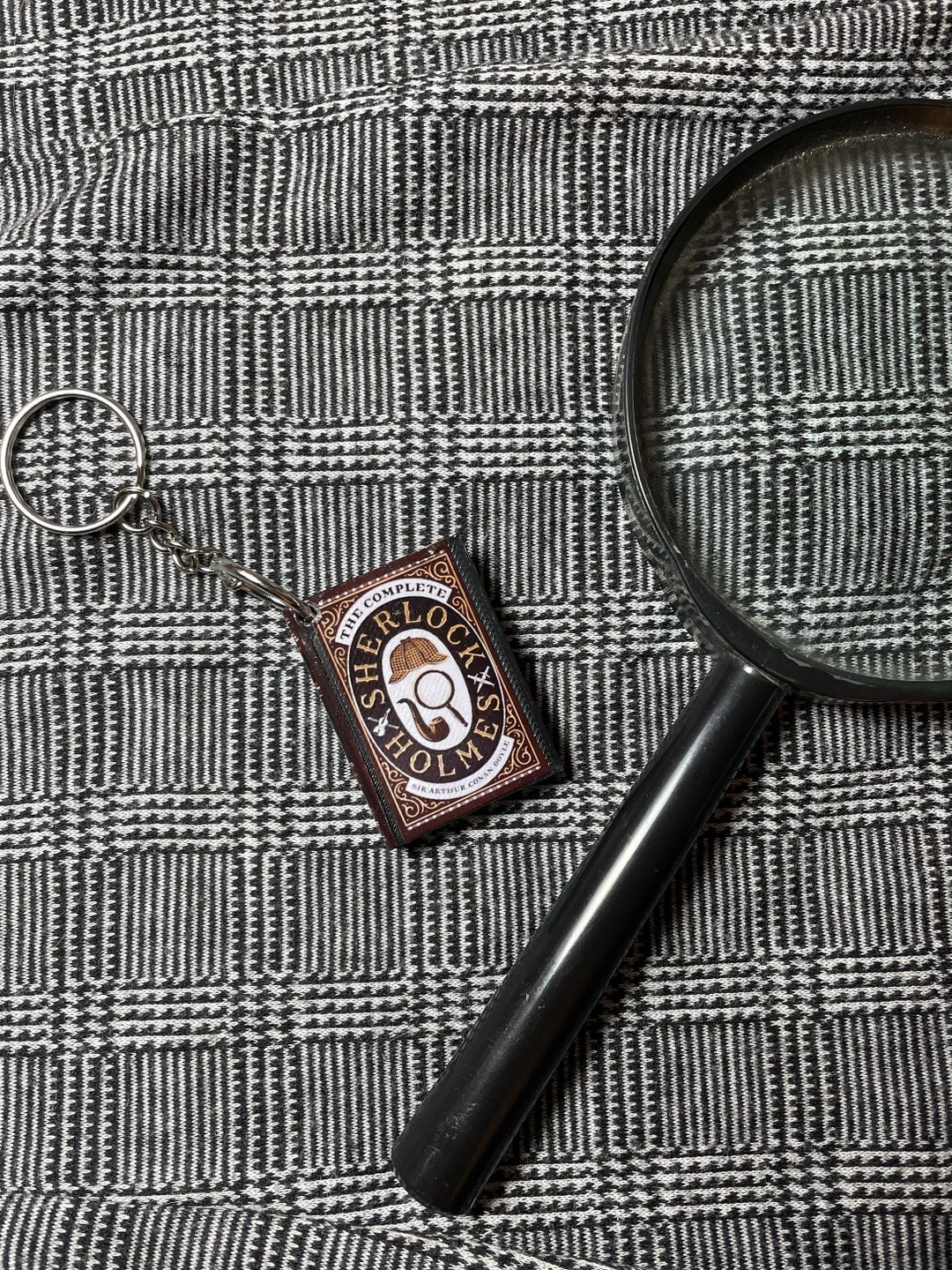 Sherlock Holmes Book Keychain - Etsy