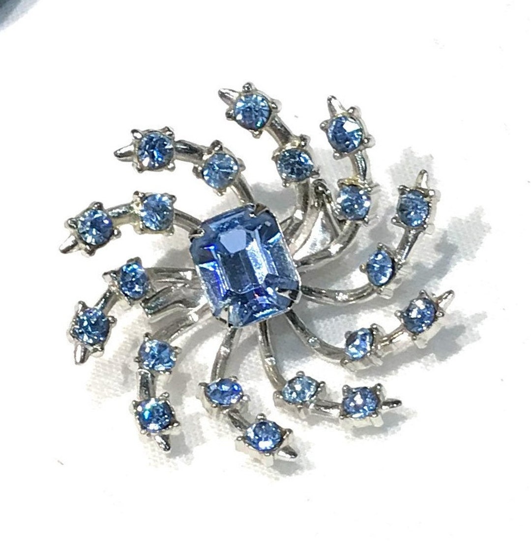 Pretty Petite Vintage Coro Blue Rhinestone Swirl Brooch - Etsy
