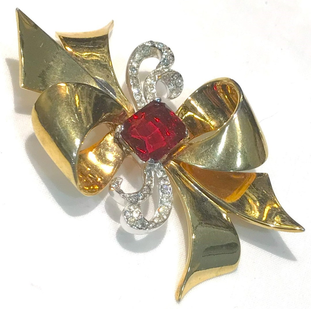Beautiful Large Vintage Mazer Red Glass Stone Clear Rhinestone Gold ...