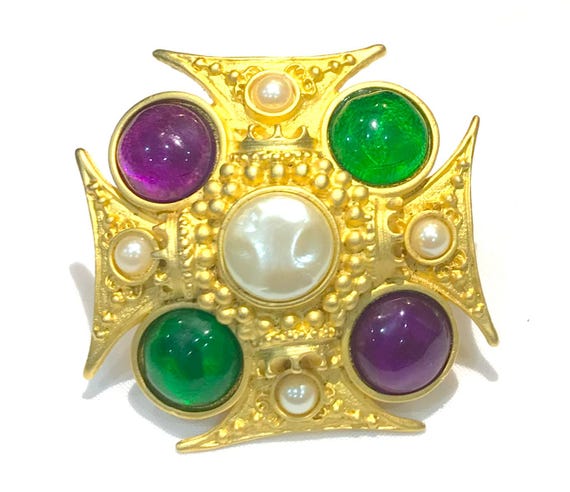Ann taylor brooch store