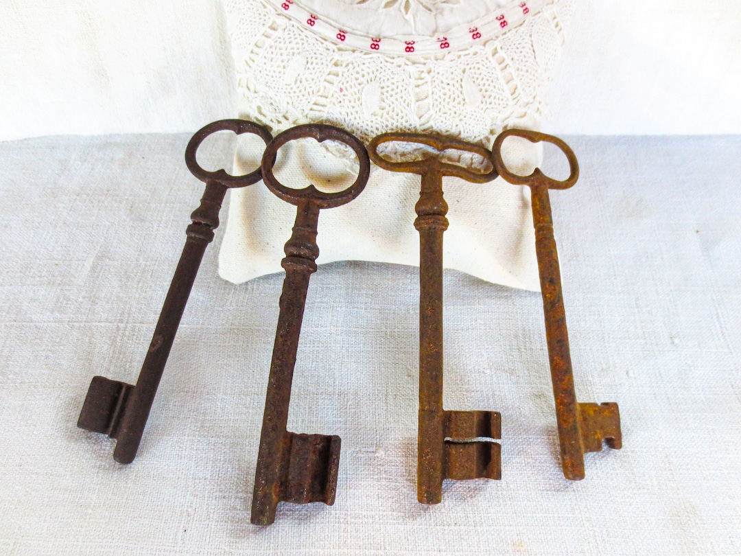 5.5 French Antique Chateau Keys Lot of Four Dungeon Keys From France ...