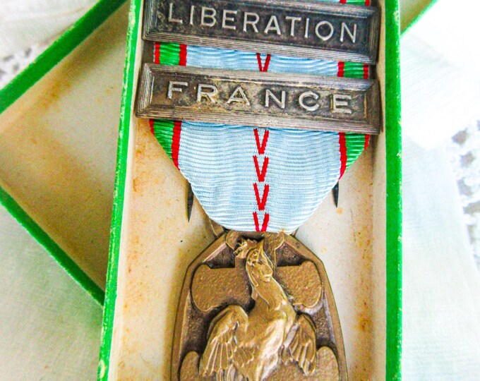 French Antique World War II Victory Medal, Liberation Francaise ...