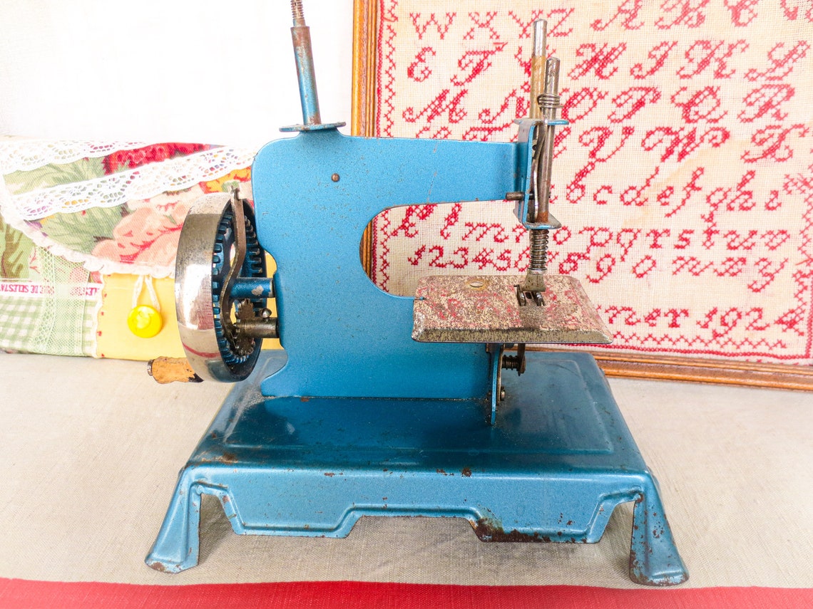 French Antique Miniature Toy Sewing Machine baby - Etsy