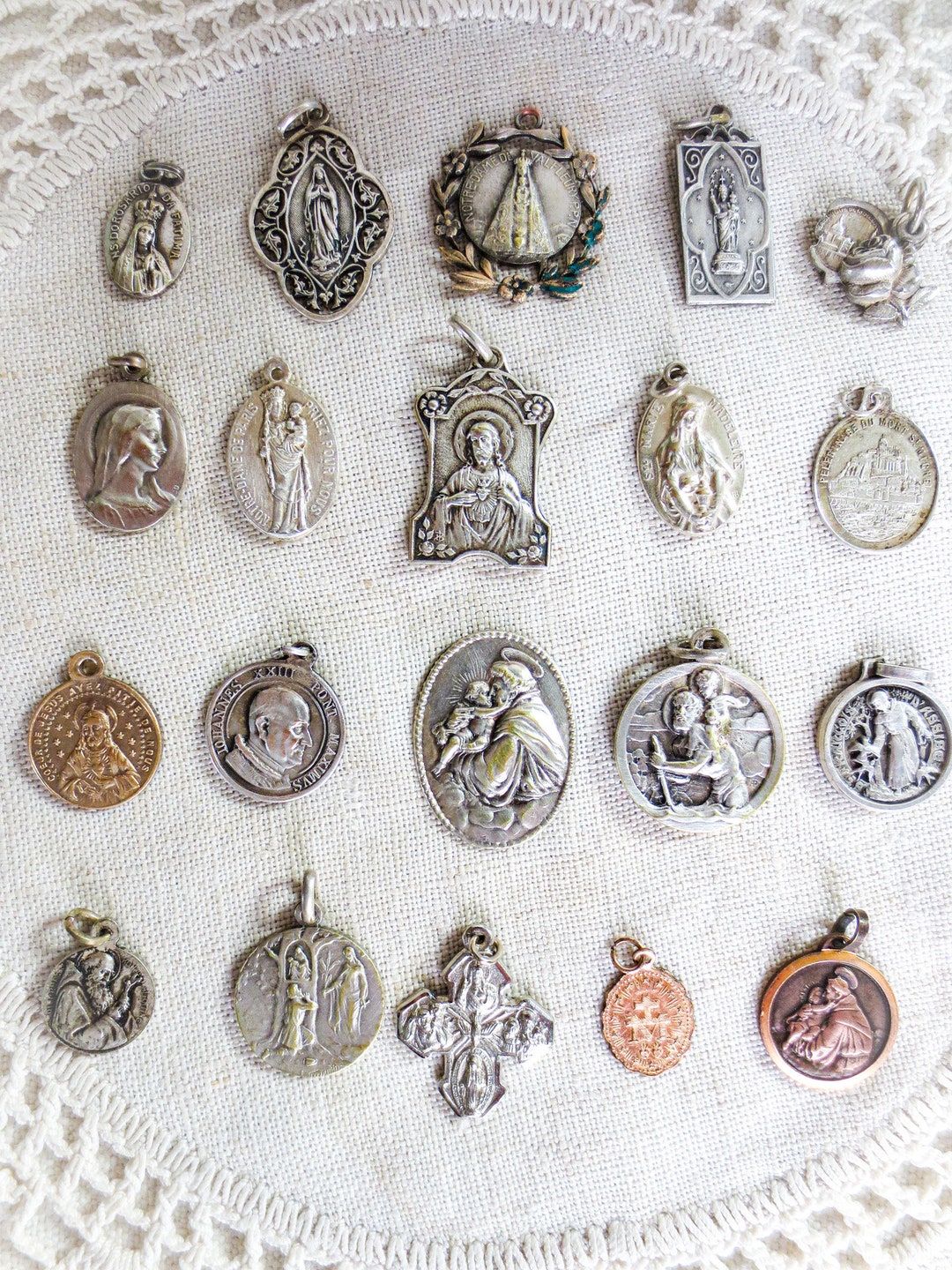 Lot OF 20 French Religious Medals, in French Betis Candy Tin, Charms ...