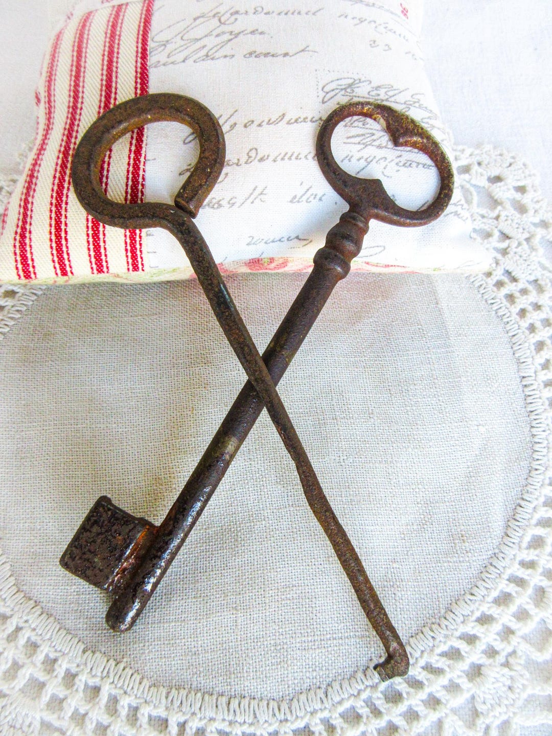 Antique French Chateau Skeleton Keys (set of 2) - Etsy