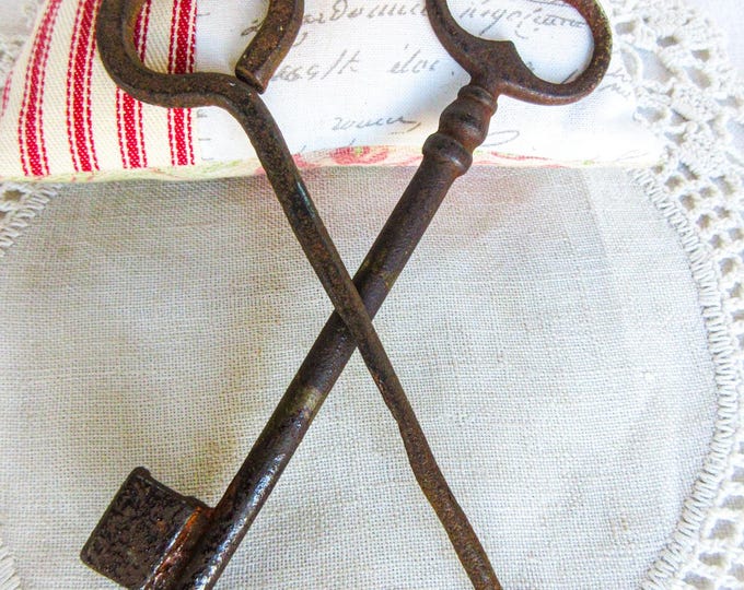 Antique French Chateau Skeleton Keys (set of 2) - Etsy
