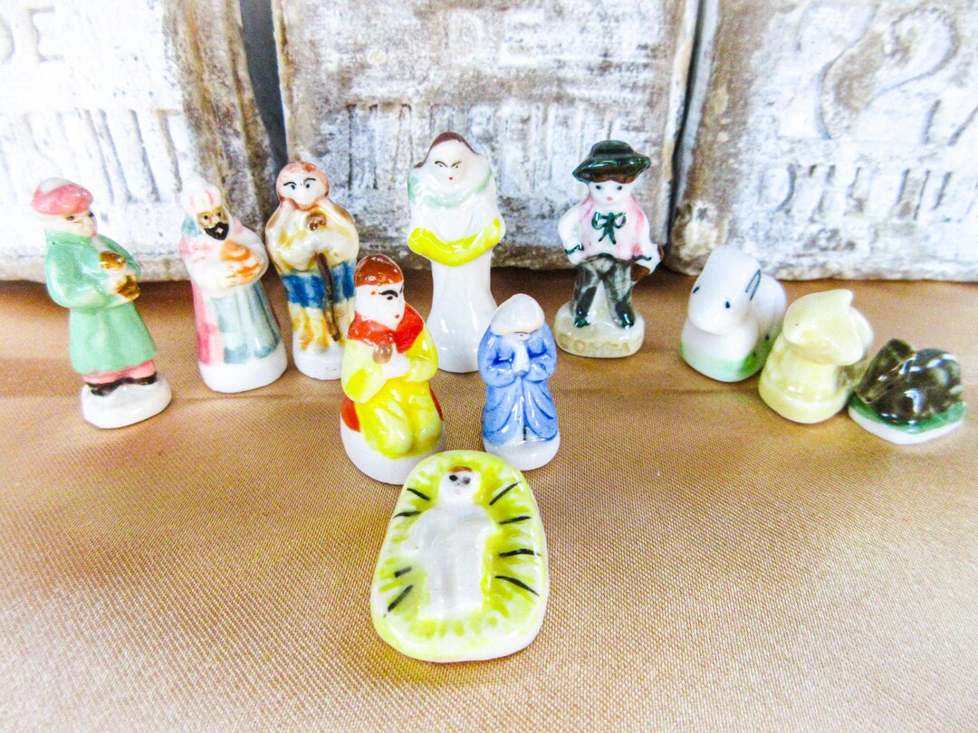Feves, Vintage Creche Nativity Figures, Feve Figurines, Antique ...