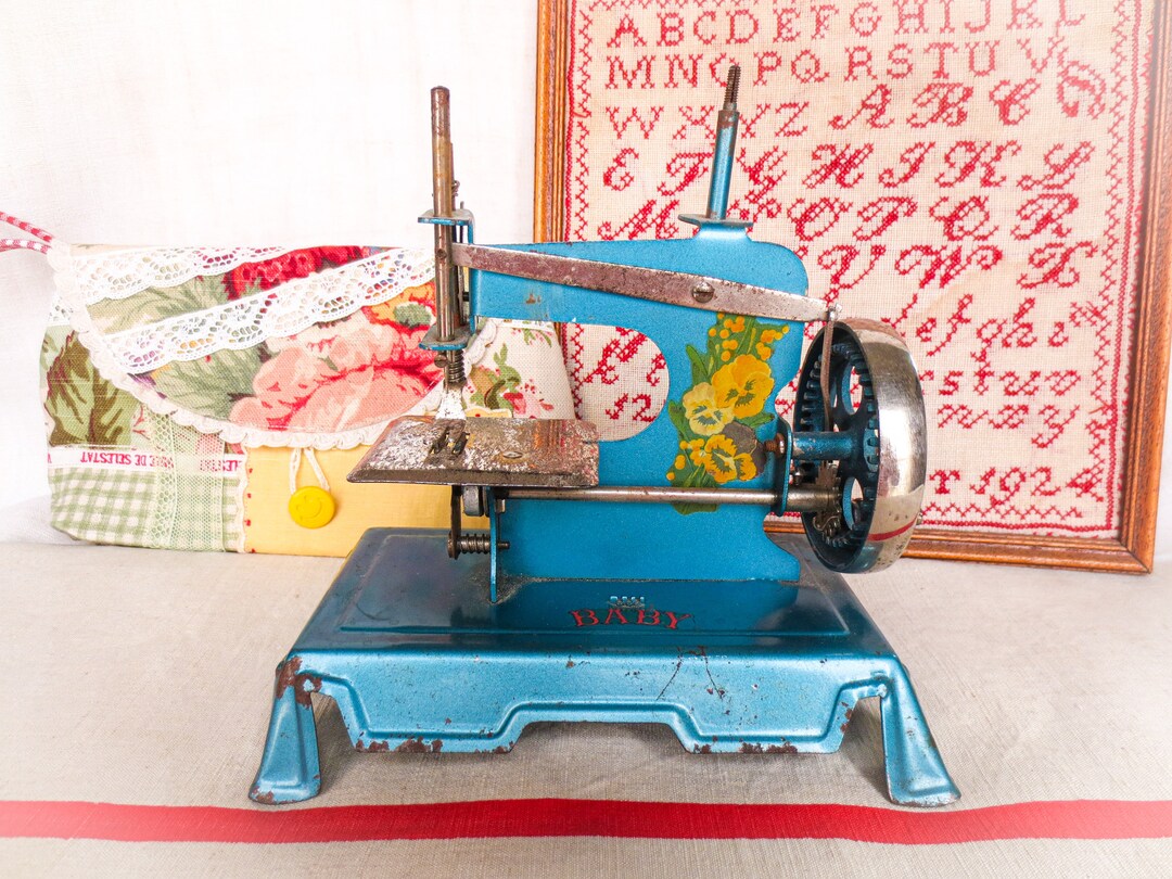 French Antique Miniature Toy Sewing Machine baby - Etsy