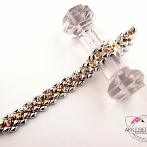 English Pattern for the Sweet Little Gem Bracelet - Etsy