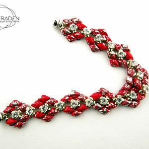 English Pattern for the Sweet Little Gem Bracelet - Etsy