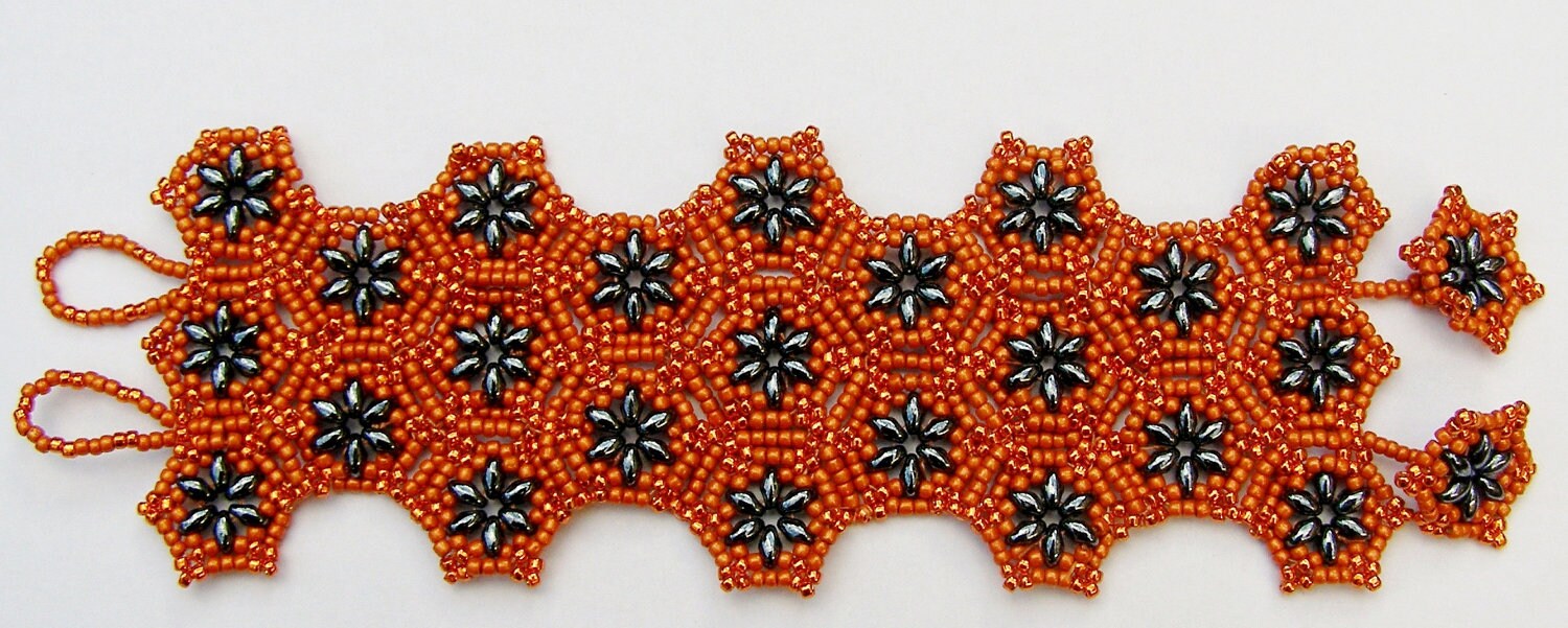 English Pattern of the Hexagon Bracelet Made With Superduo - Etsy Israel