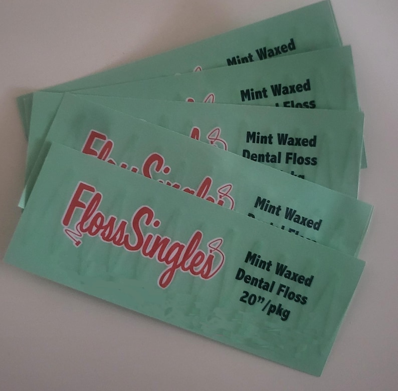 Single Use Dental Floss Tear Open Packets - Mint Flavor , 20 in Pocket ...