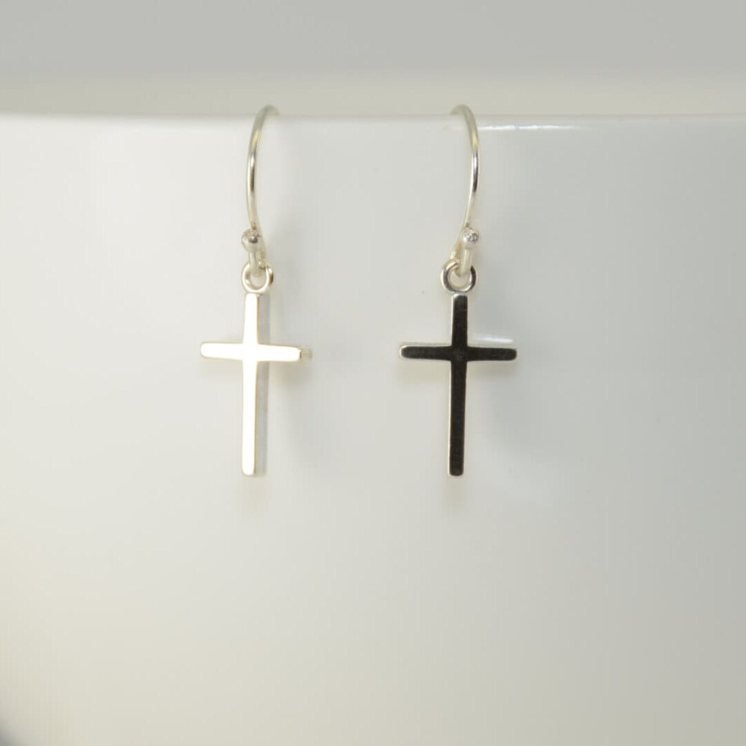 Tiny Cross Earrings. Small Cross Earrings. Silver Cross Earrings - Etsy