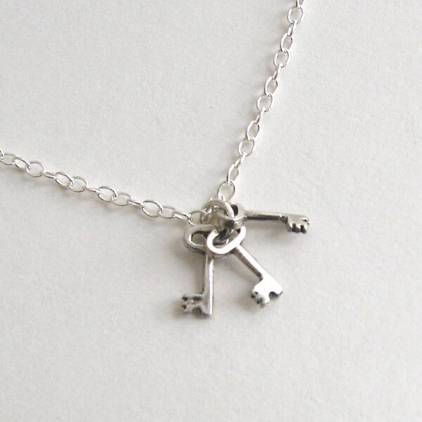 Vintage Key Necklace - Etsy