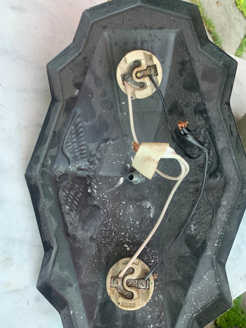 Vintage Cast Aluminum Dual Light Fixture / Eagles/ Starburst - Etsy