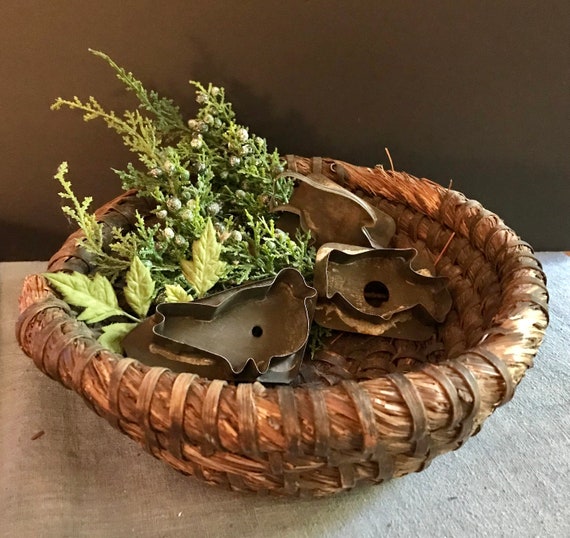 Antique PA Rye Straw Basket Worn and Primitive | Etsy