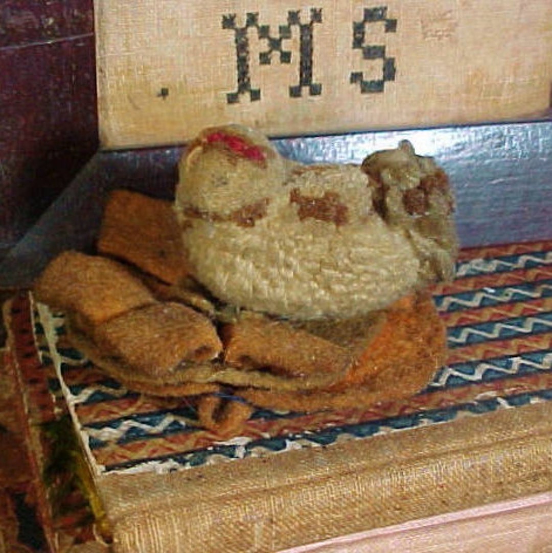 Antique Handmade Pen Wipe, Wooly Hen on Nest - Etsy