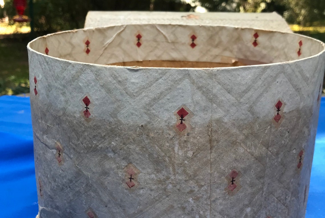Antique Wallpaper Band Box Round Bandbox - Etsy
