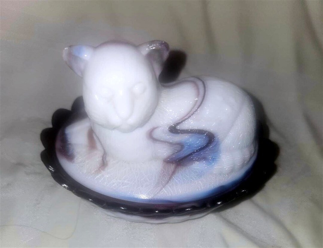 WESTMORELAND GLASS COMPANY – Purple Slag – Cat on Covered Dish - Etsy