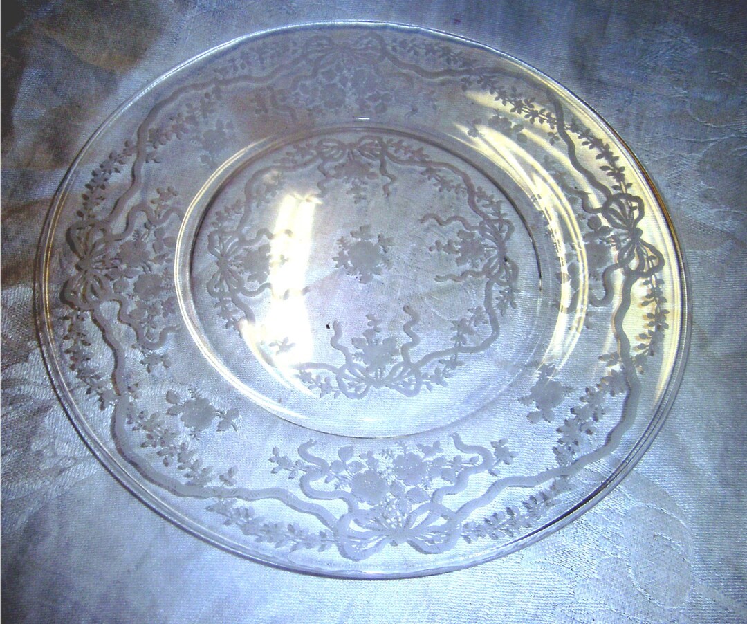 FOSTORIA GLASS COMPANY – Romance – 9” Plate - Etsy