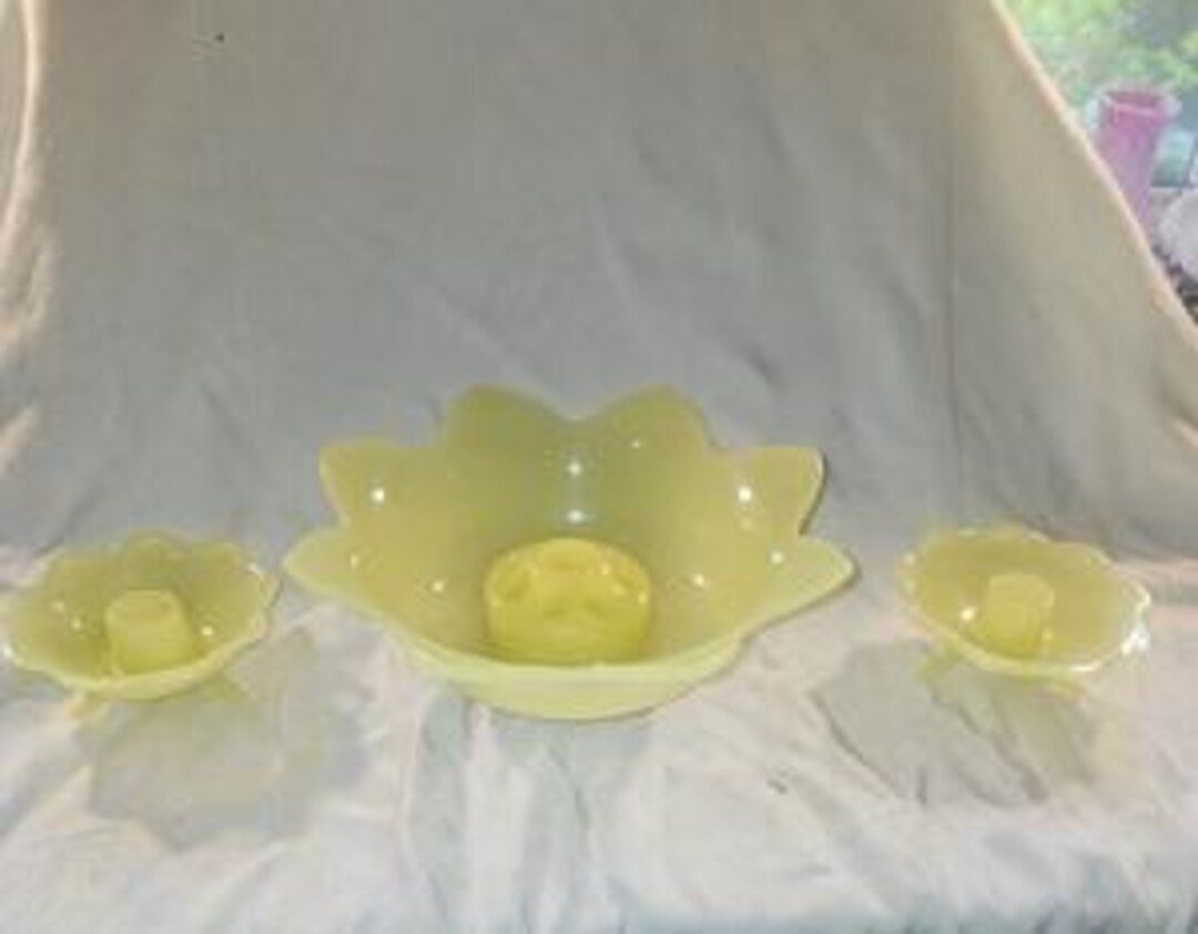 FENTON ART GLASS – Chinese Yellow 4 Pc Console Set - Etsy