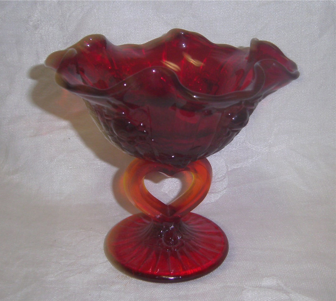 FENTON ART GLASS - Ruby Roses Heart Stem Comport - Etsy