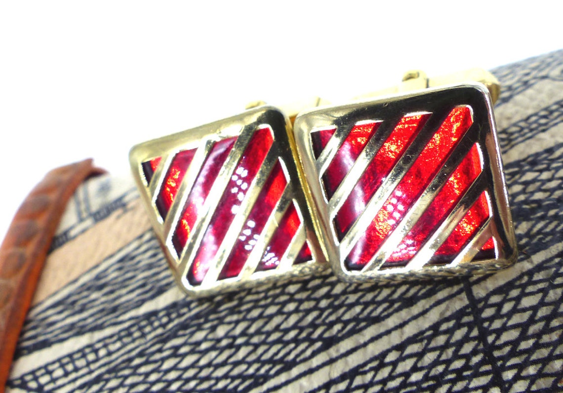 Authentic Old School, Unique Anson Red and Gold Set of Cufflinks. Open ...