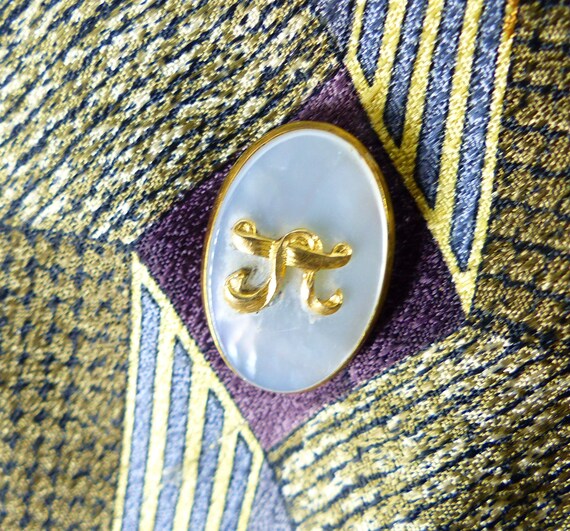 Chinese Purple Magnetic